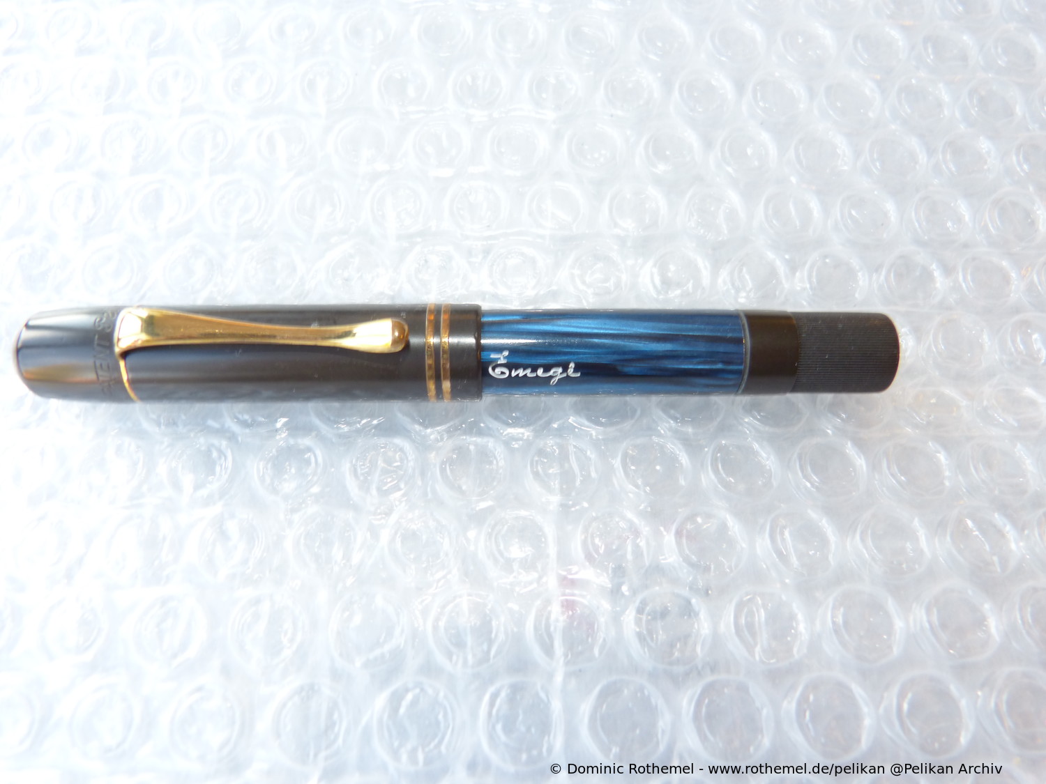 Pelikan 100 fountain pen | www.pelikan-collectibles.com
