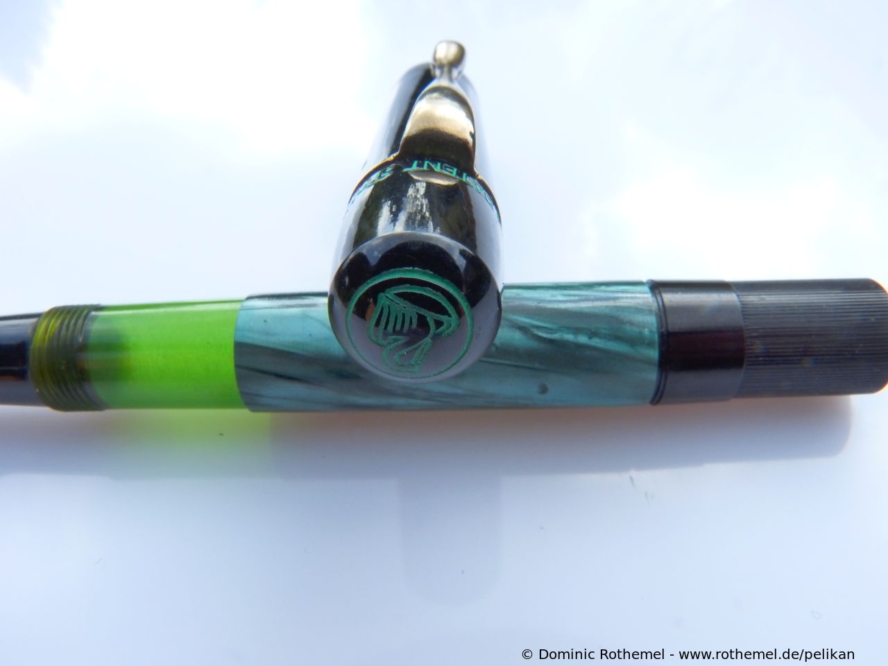 Pelikan 100 fountain pen | www.pelikan-collectibles.com