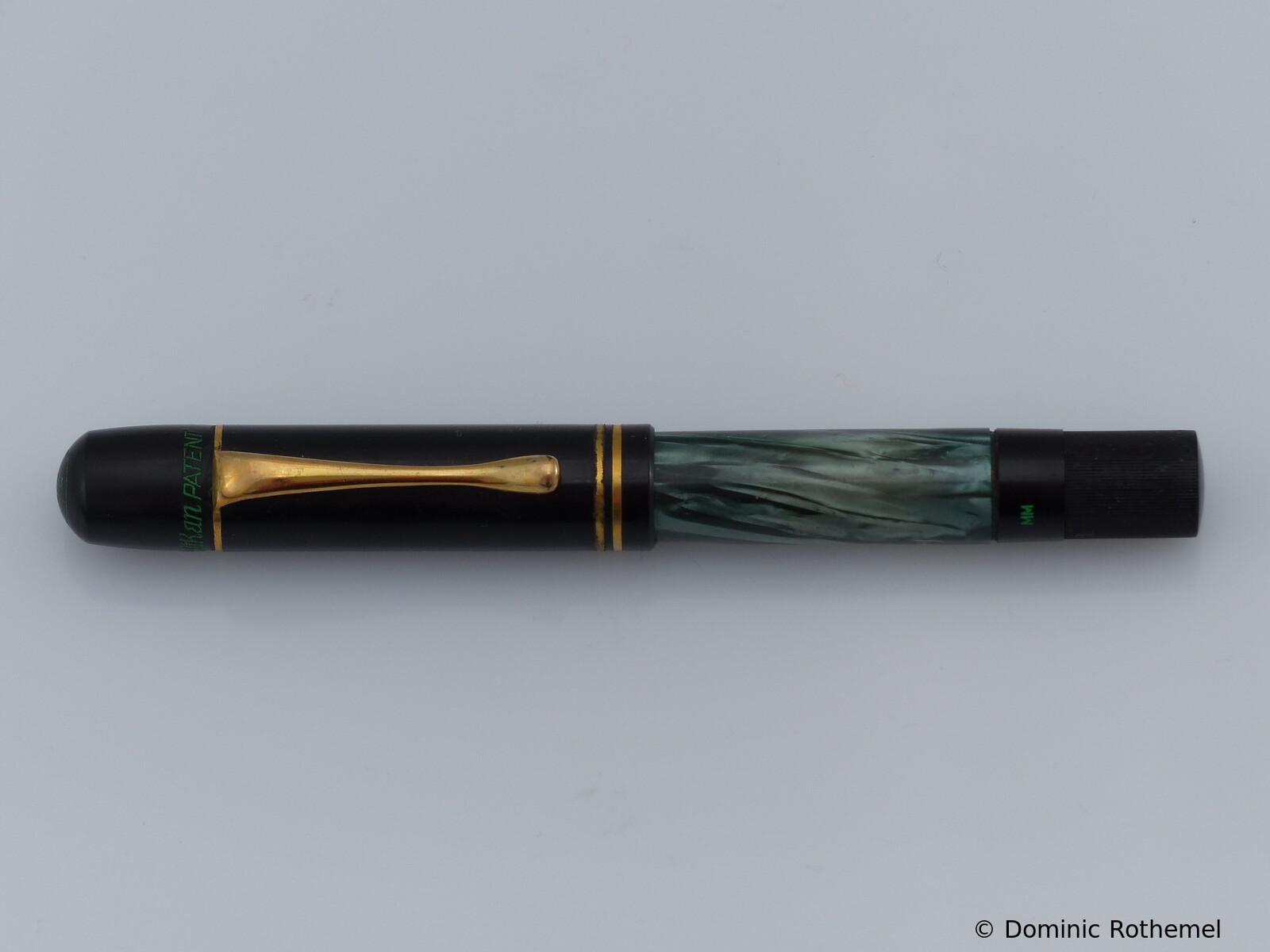 Pelikan 100 fountain pen