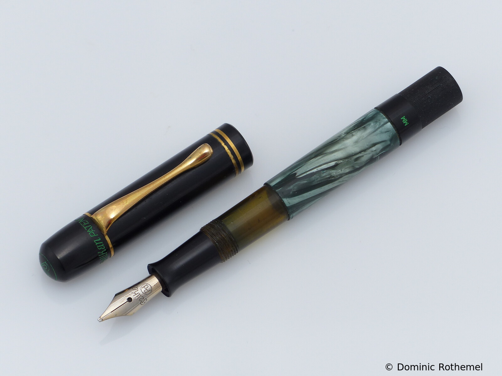 Pelikan 100 fountain pen