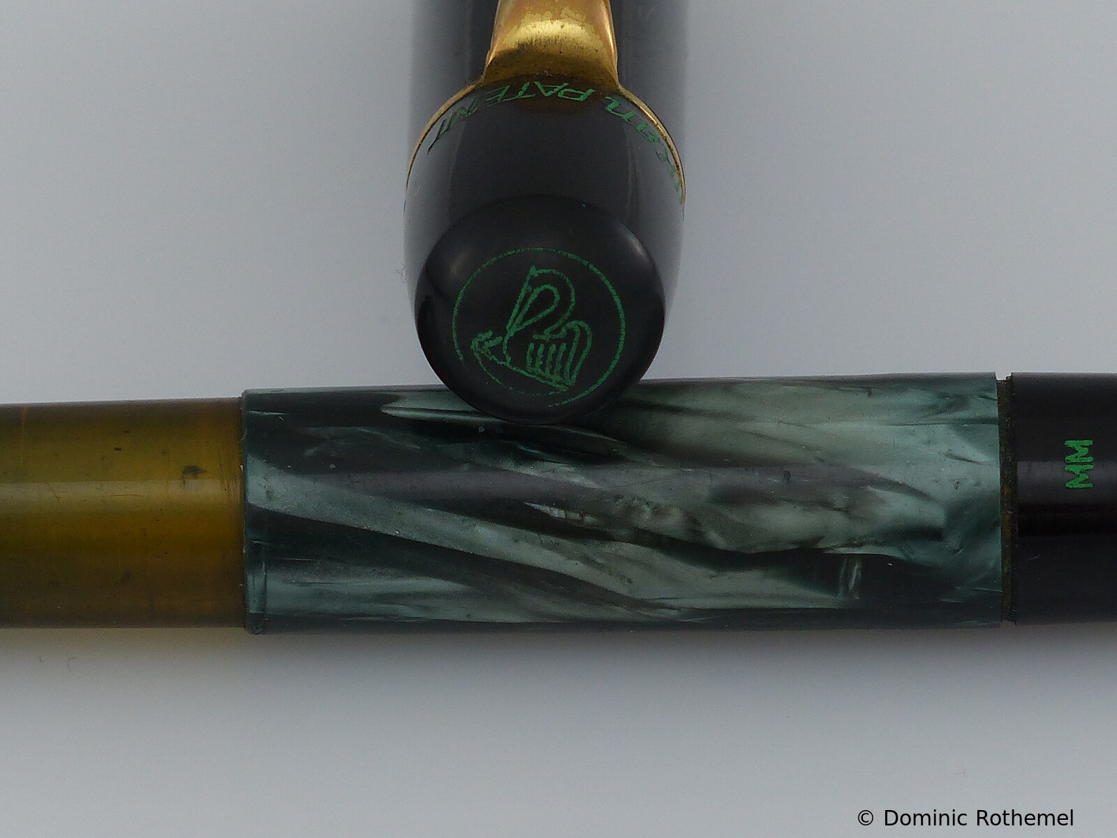 Pelikan 100 fountain pen