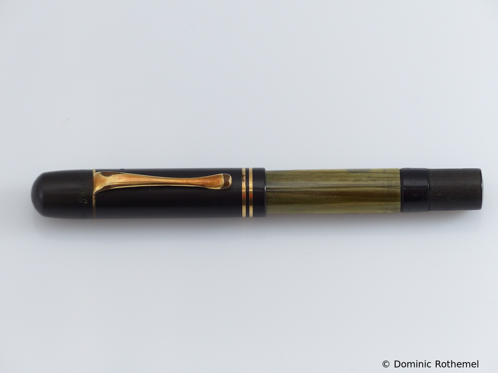 Pelikan 100 fountain pen