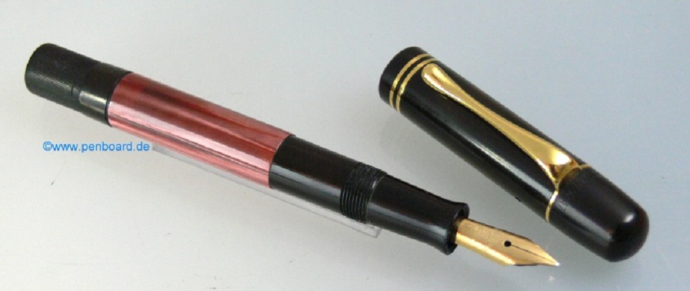 Pelikan 100 fountain pen