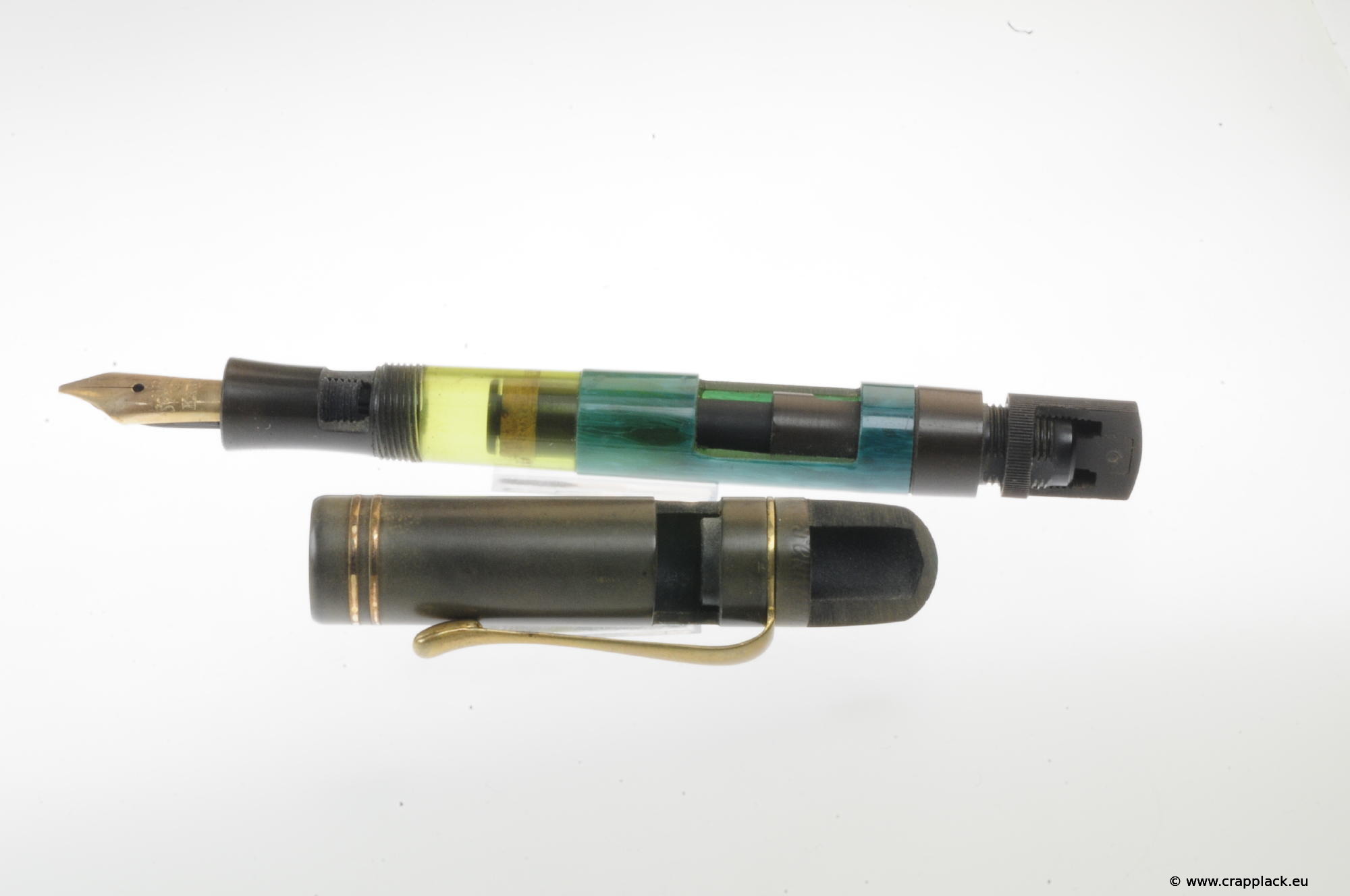 Pelikan 100 fountain pen