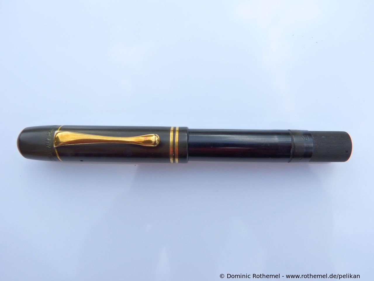 Pelikan 100 fountain pen