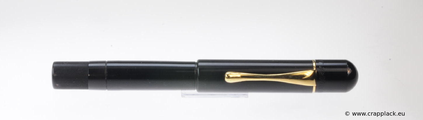 Pelikan 100 fountain pen